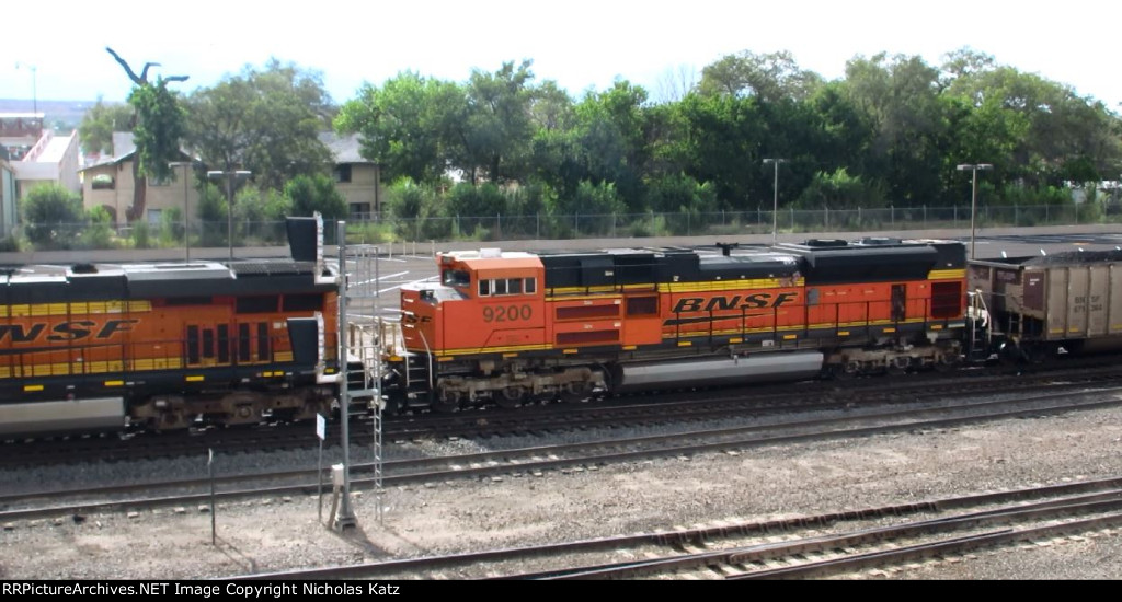 BNSF 9200